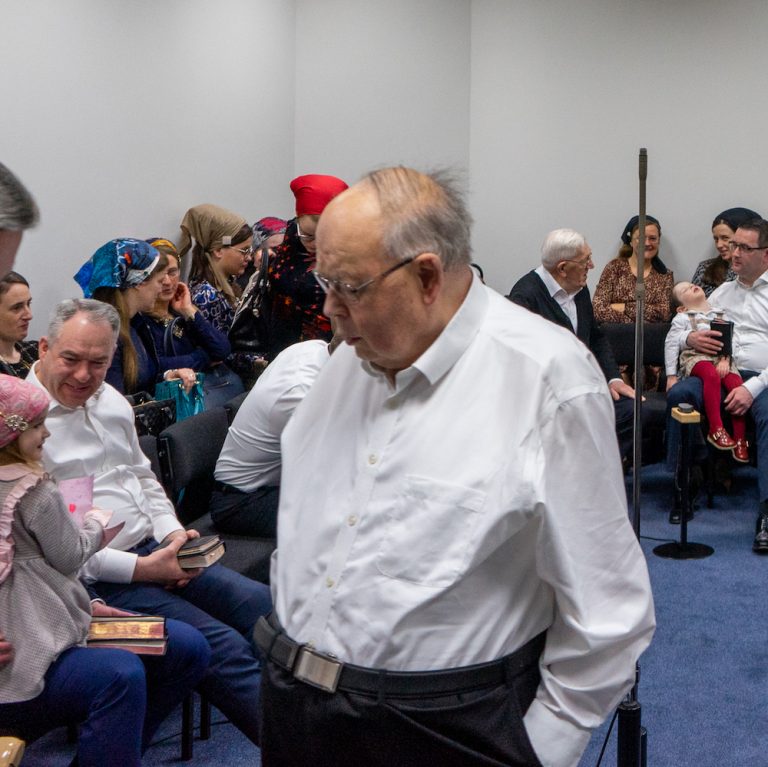 Adoración | Plymouth Brethren Christian Church